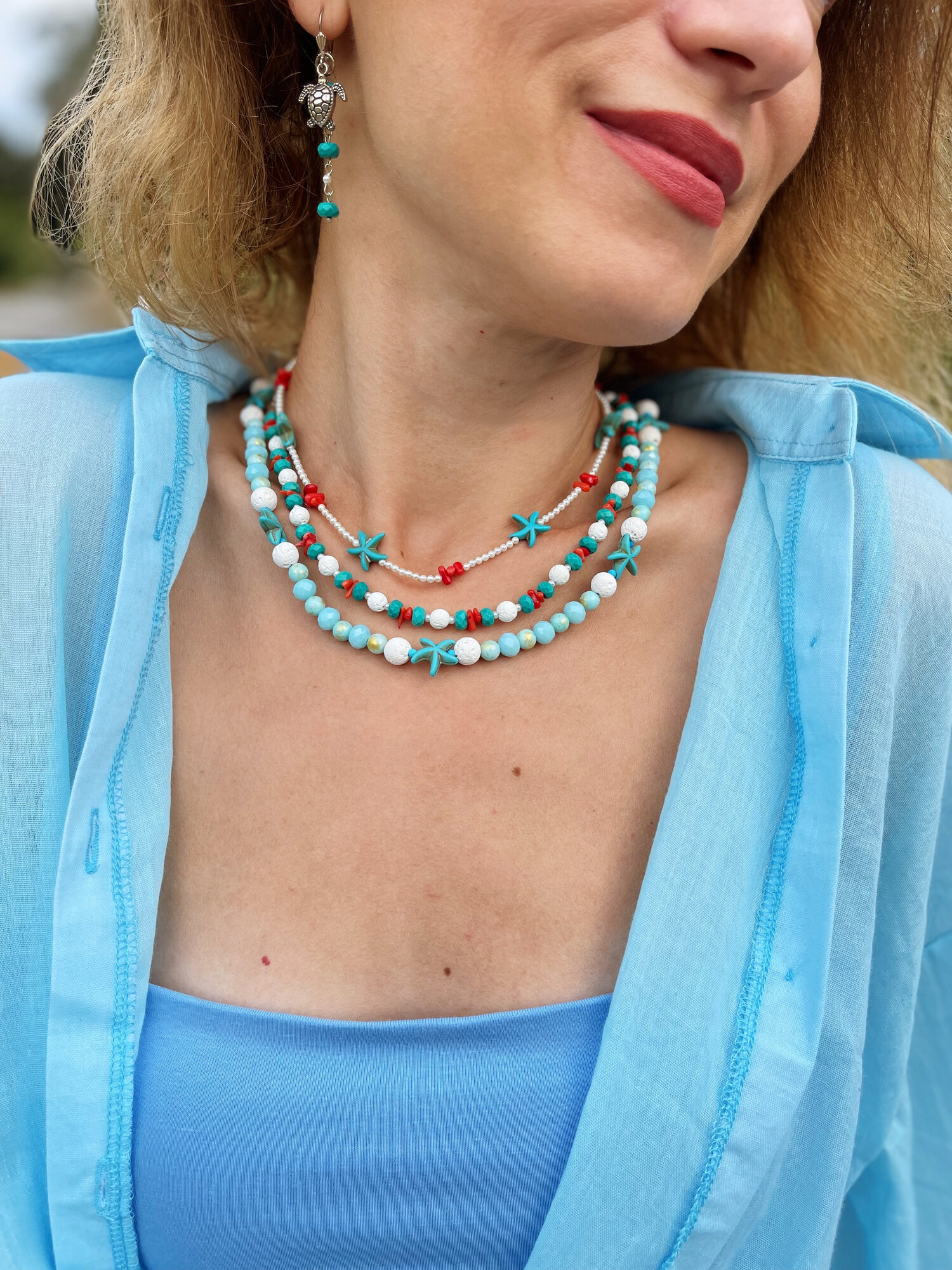 Бусы, говлит, жадеит, вулканическая лава, коралл, комплект