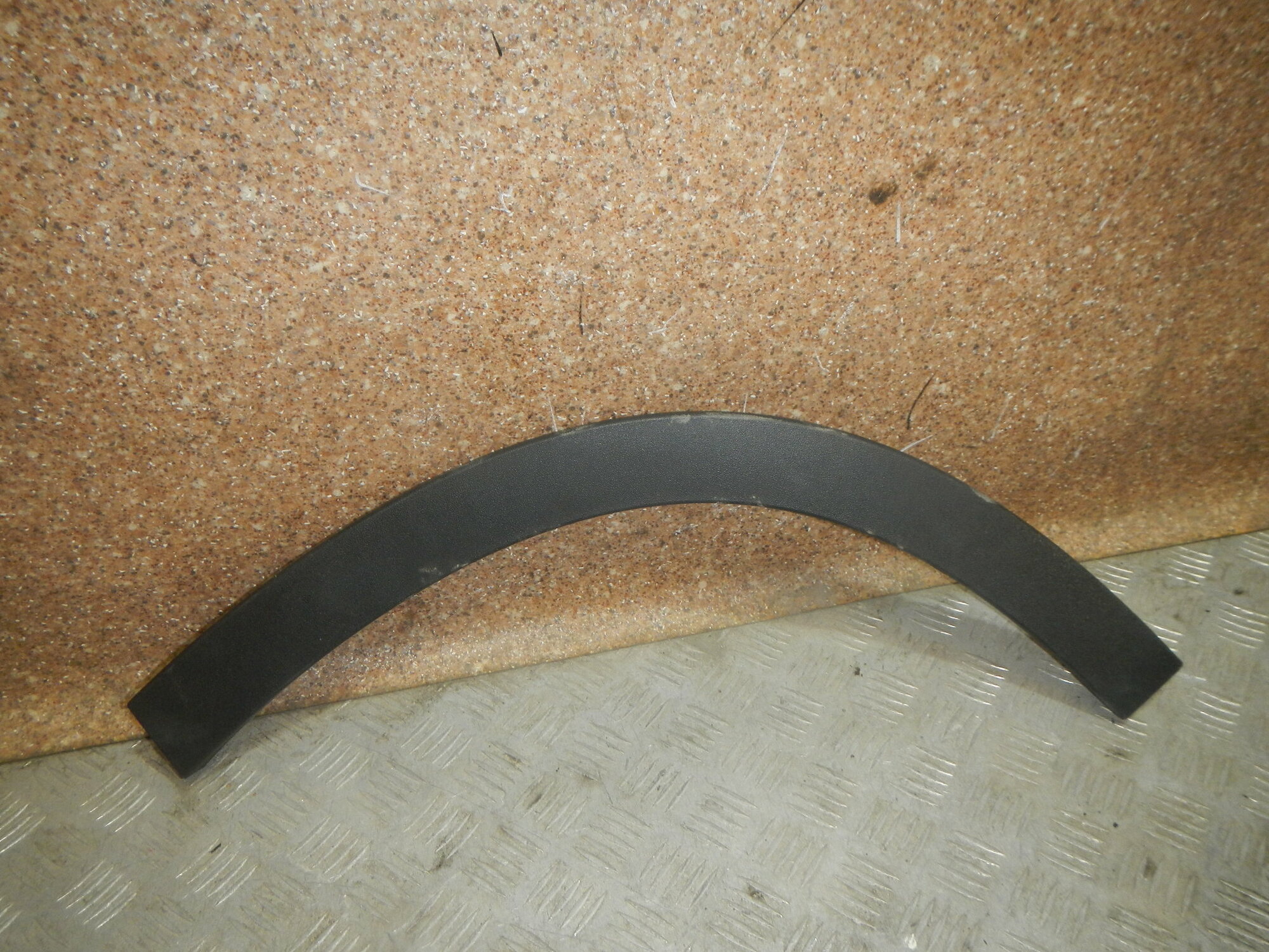 Б/У Накладка крыла заднего левого, Omoda (Омода)-C5 (22-) OMODA C5 (22-) Царапины, сломано 2 крепления. 548882 OMODA арт...