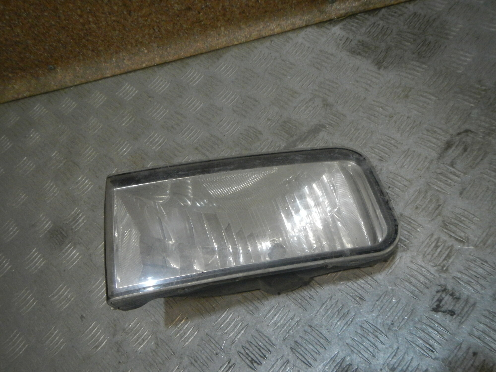 Б/У Фара противотуманная левая, Toyota (Тойота)-LAND CRUISER 200 (08-) TOYOTA LAND CRUISER 200 (08-) -12 Царапины, трещин...