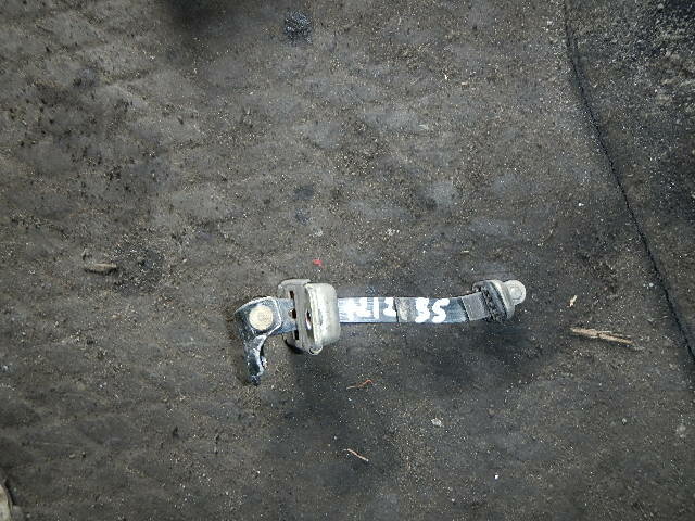 Б/У Ограничитель двери, Mazda (Мазда)-6 (GG) (02-07) MAZDA 6 (GG) (02-07) задний левый целый 121295 MAZDA арт. GJ6A72270H