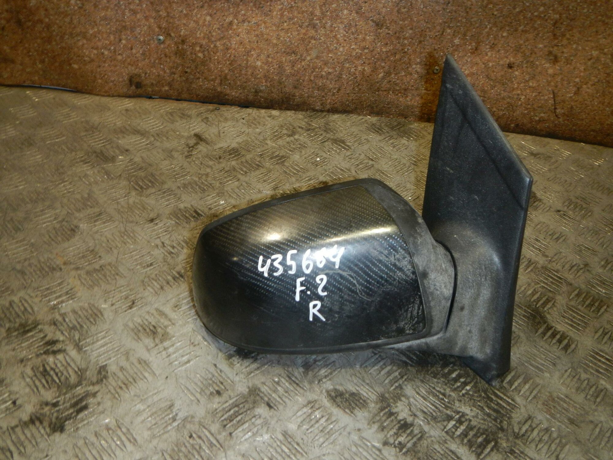 Б/У Зеркало правое электрическое, Ford (Форд)-FOCUS 2 (05-08) FORD FOCUS 2 (05-08) 5 контактов. Царапины. 435664 FORD арт...