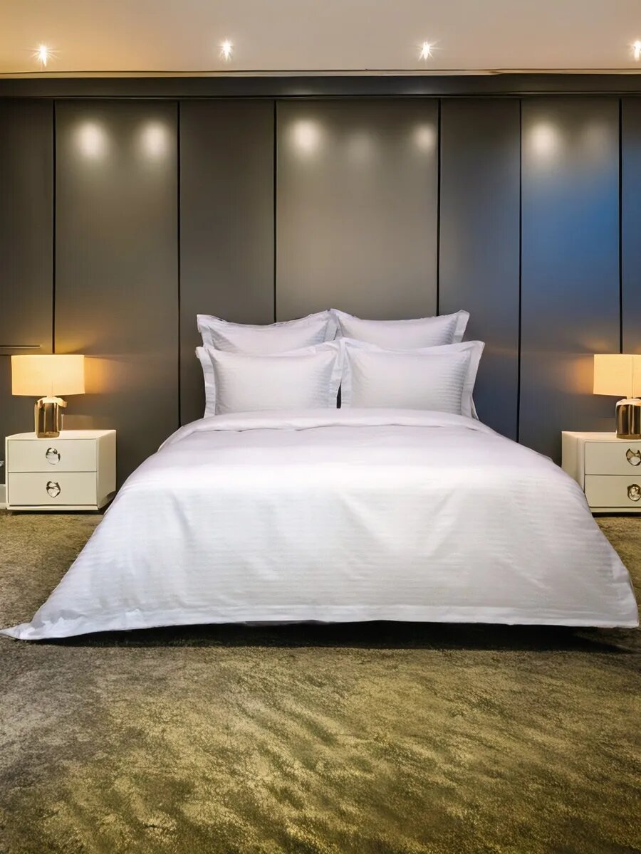 Постельное белье Евро с пододеяльником Страйп-Сатин Казанова, как в отеле