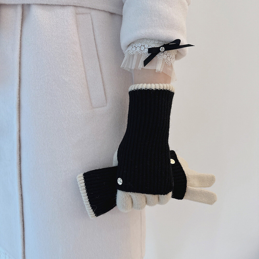 Перчатки для женщин