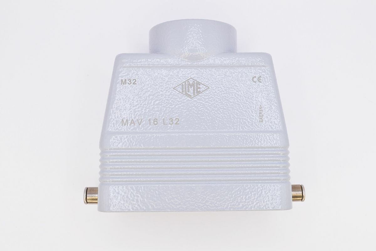 Корпус ILME MAV 16 L32 (MAV16L32) Корпус: для разъемов HDC C-TYPE размер 77.27 IP66 M32 прямой 1шт