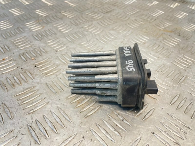 Б/У реостат печки Opel Astra 2009 L69 Z16XER 55983 GENERAL MOTORS арт. 90566802