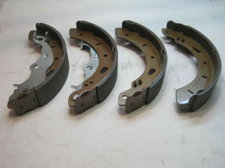 Колодки задние 1696629 Форд Фокус 3 барабанные 228,6 мм 1755477, BV6Z2200A, BV612200AB, - LPR