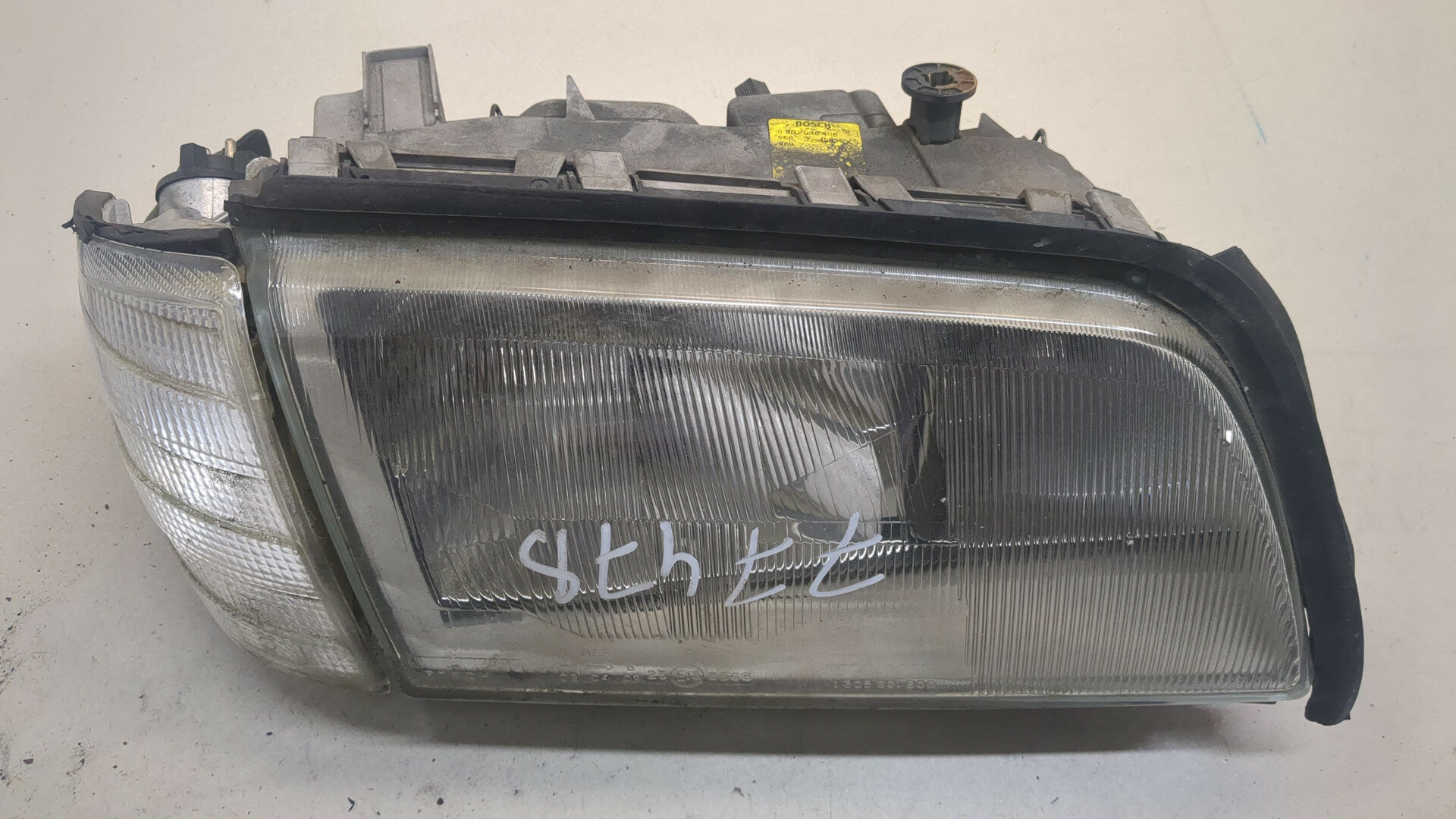 Фара (передняя) правая Mercedes C W202 Б/У