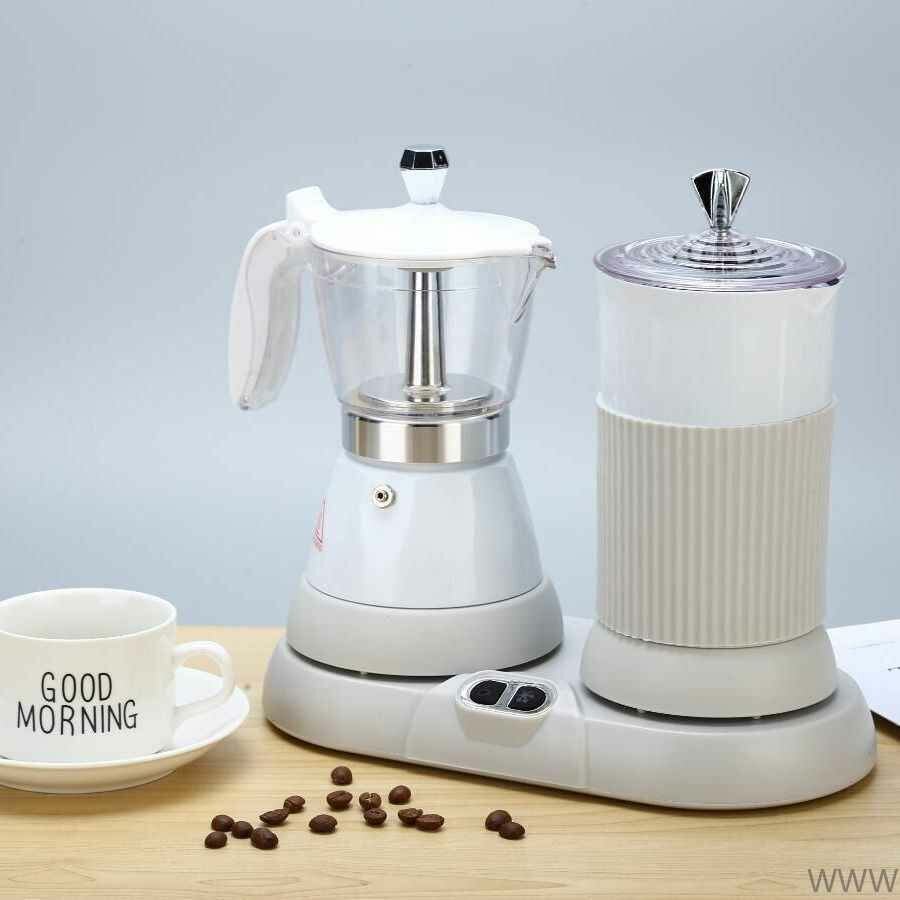 Кофеварка гейзерная MKH1024, черный