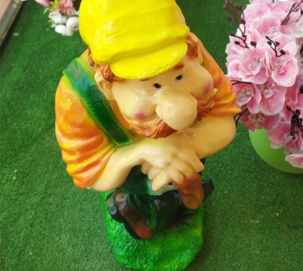 Фигура садовая "Мужик с лопатой"