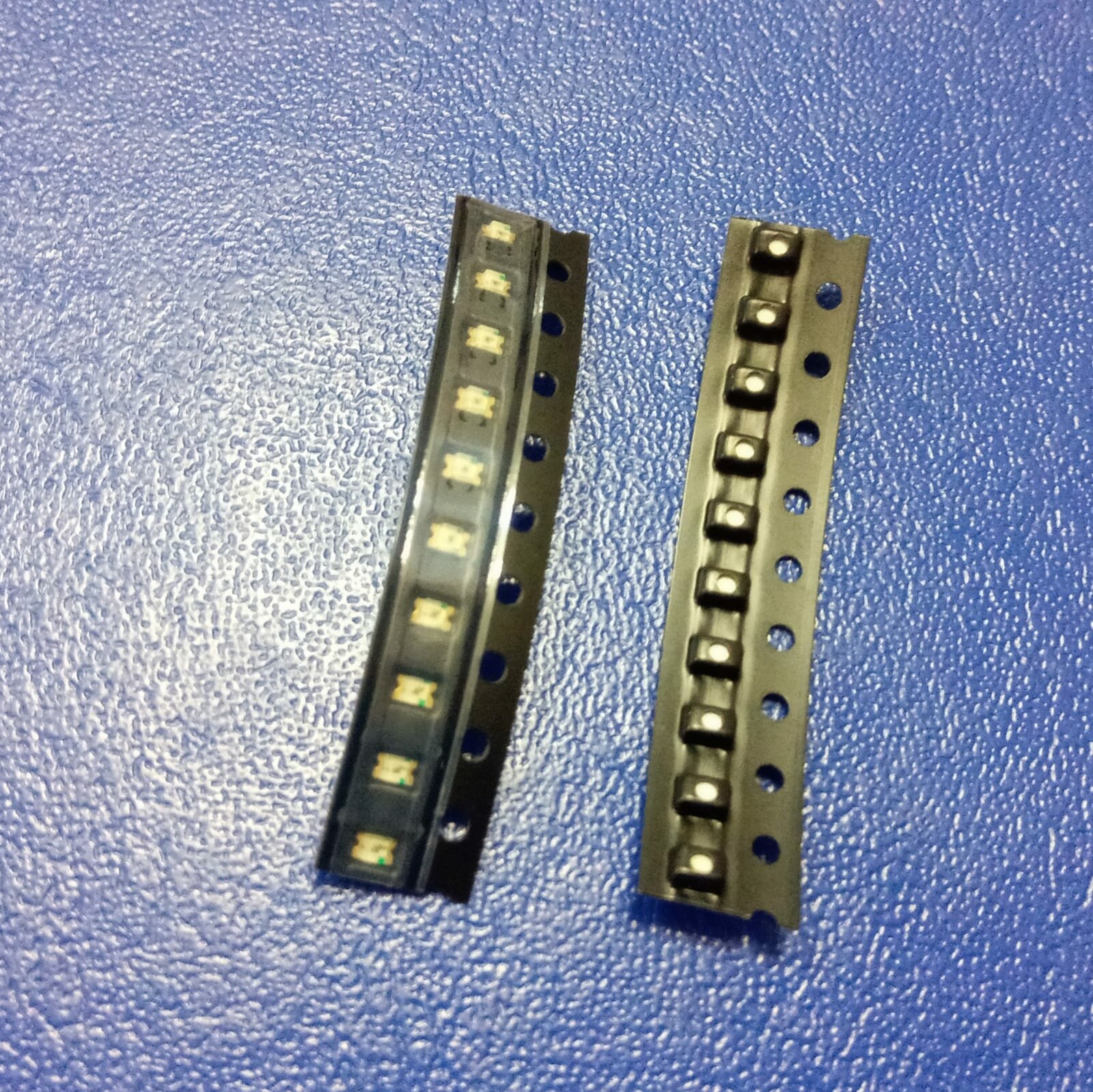 10 штук Светодиод DIM 0805 зеленый 567nm 2V 20mA