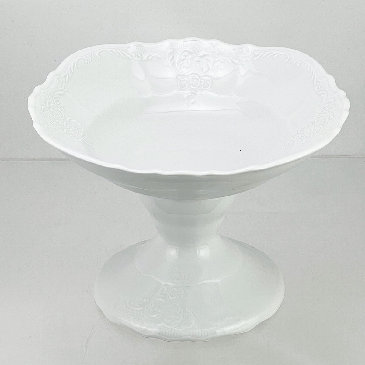 Ваза для фруктов 25 см на ножке «Бернадот 0000» (Thun 1794, Чехия)