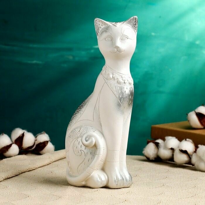 Сувенирная фигурка Хорошие сувениры гипс "Кот Фараон", белая в серебре, 28 см