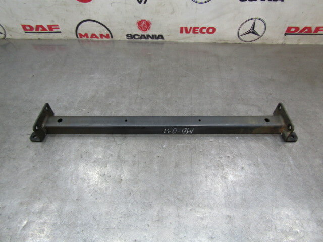 Усилитель бампера Mercedes Actros