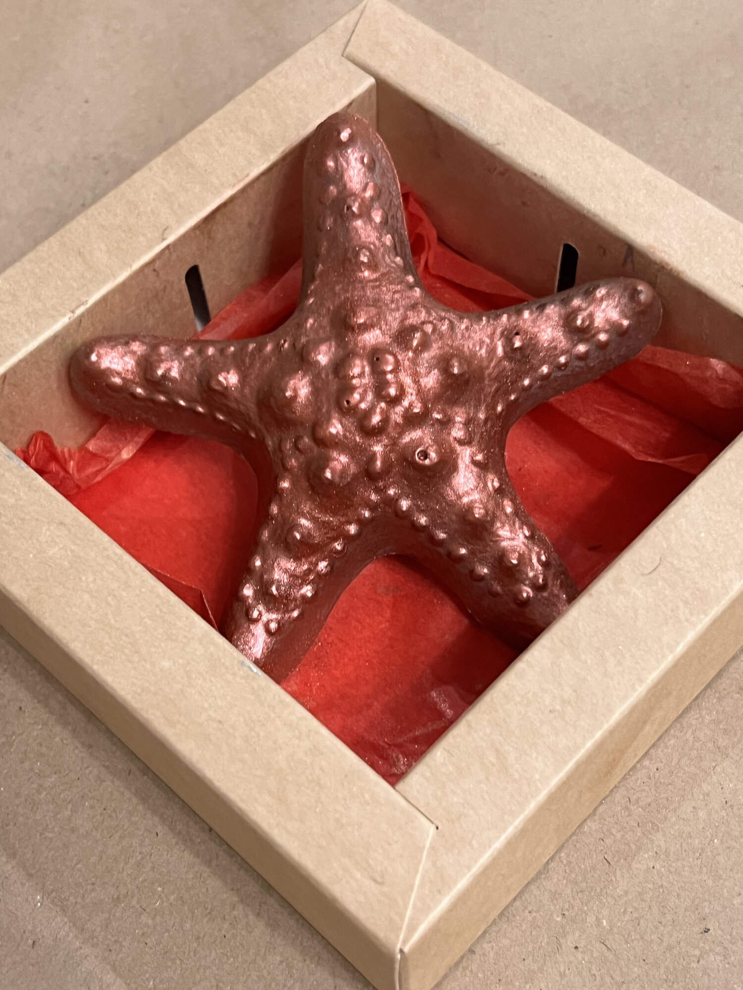 Шоколадная фигура "Морская звезда", молочный шоколад, ручная работа