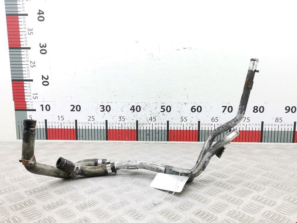 Трубка системы охлаждения Opel Vectra C 55566009 арт. 2189714