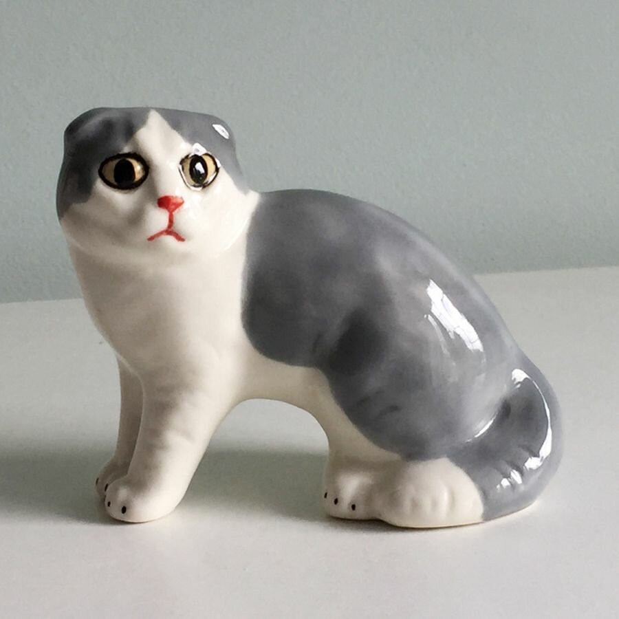 Фаянсовая скульптура Скоттиш серо-пегий mini