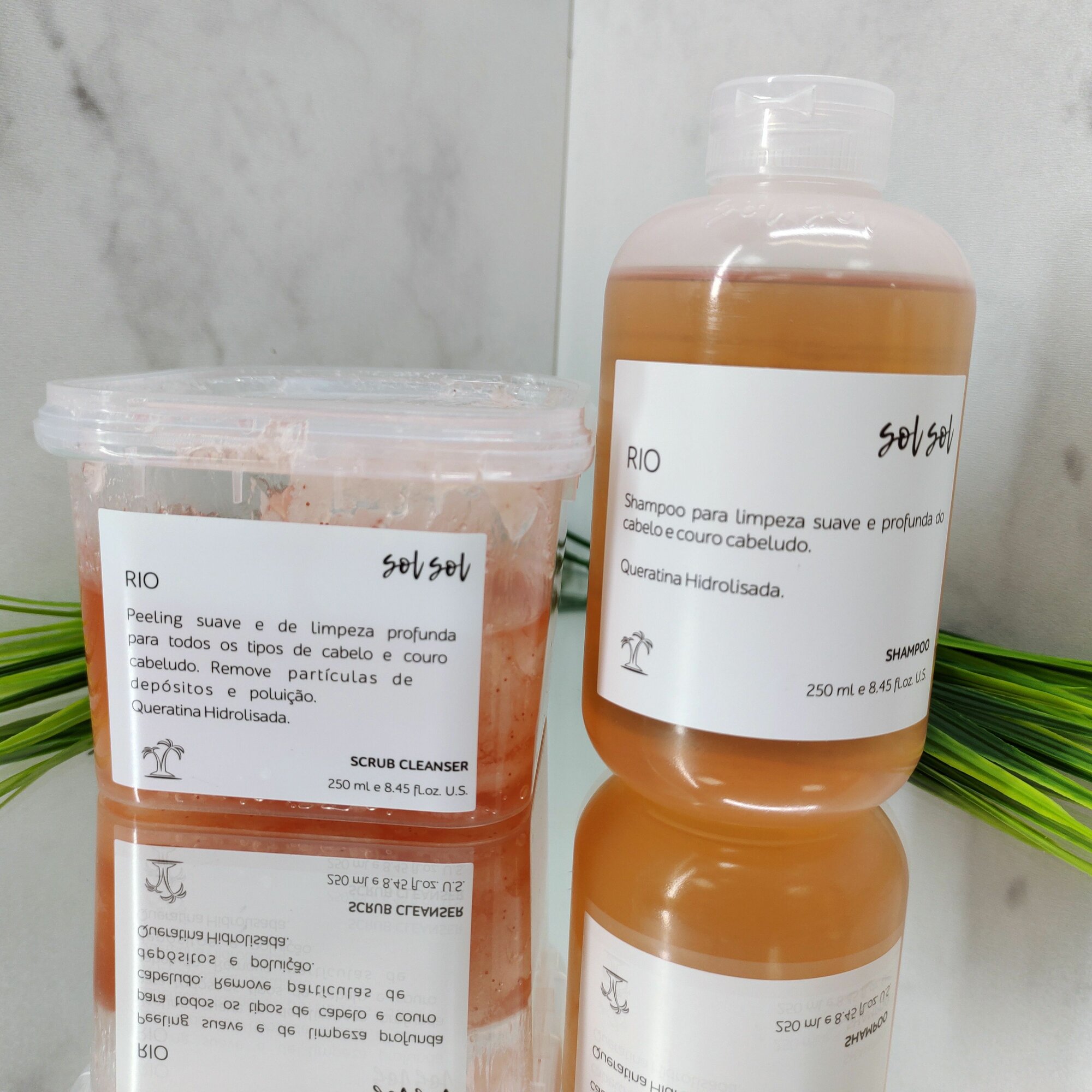 Шампунь + скраб с гидролизованным кератином Sol Sol Rio 250 мл + 250 мл