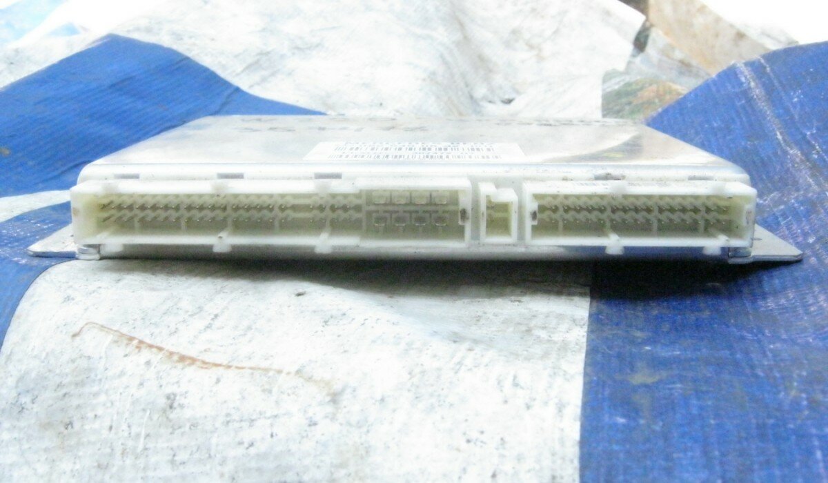 Блок управления подвеской W220 S-klass Mercedes-Benz A0225450832