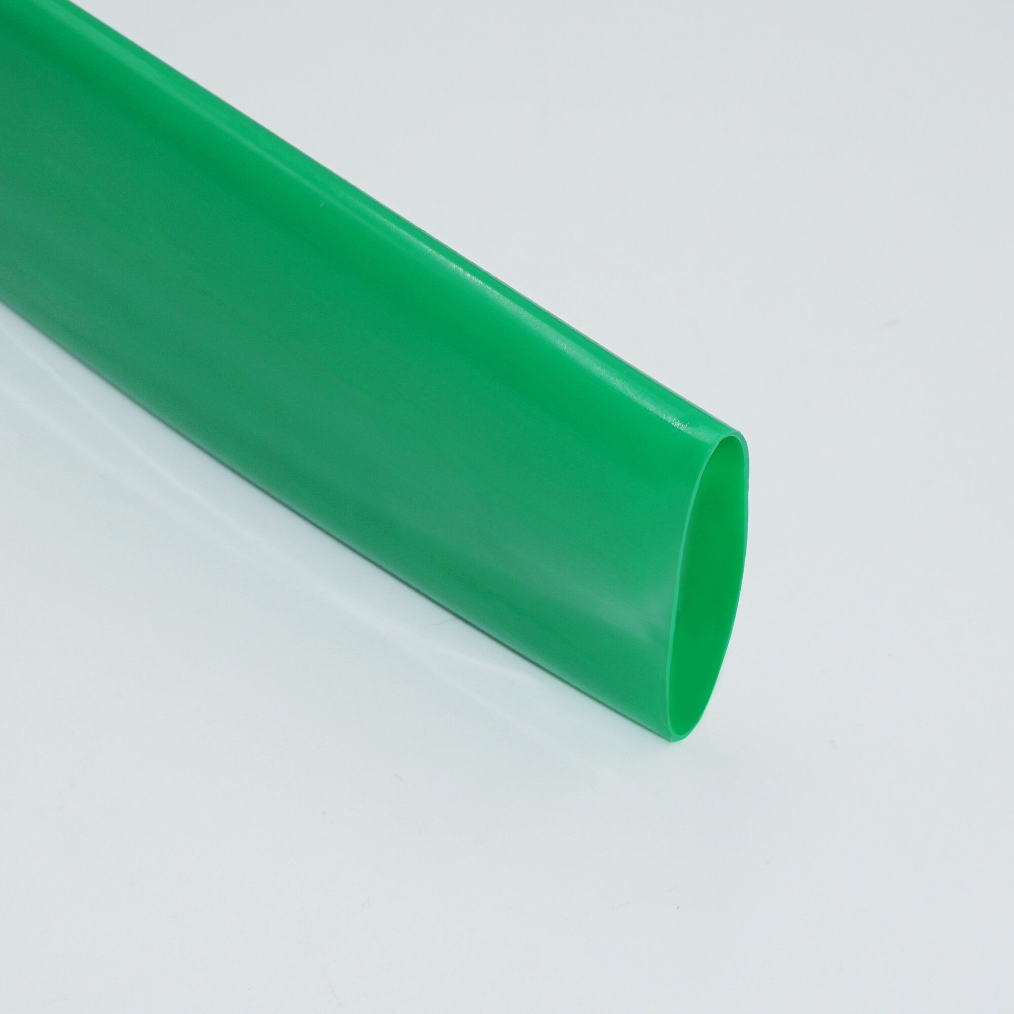 Трубка термоусаживаемая ТТЭ-С 30/15 зеленая (1 м)