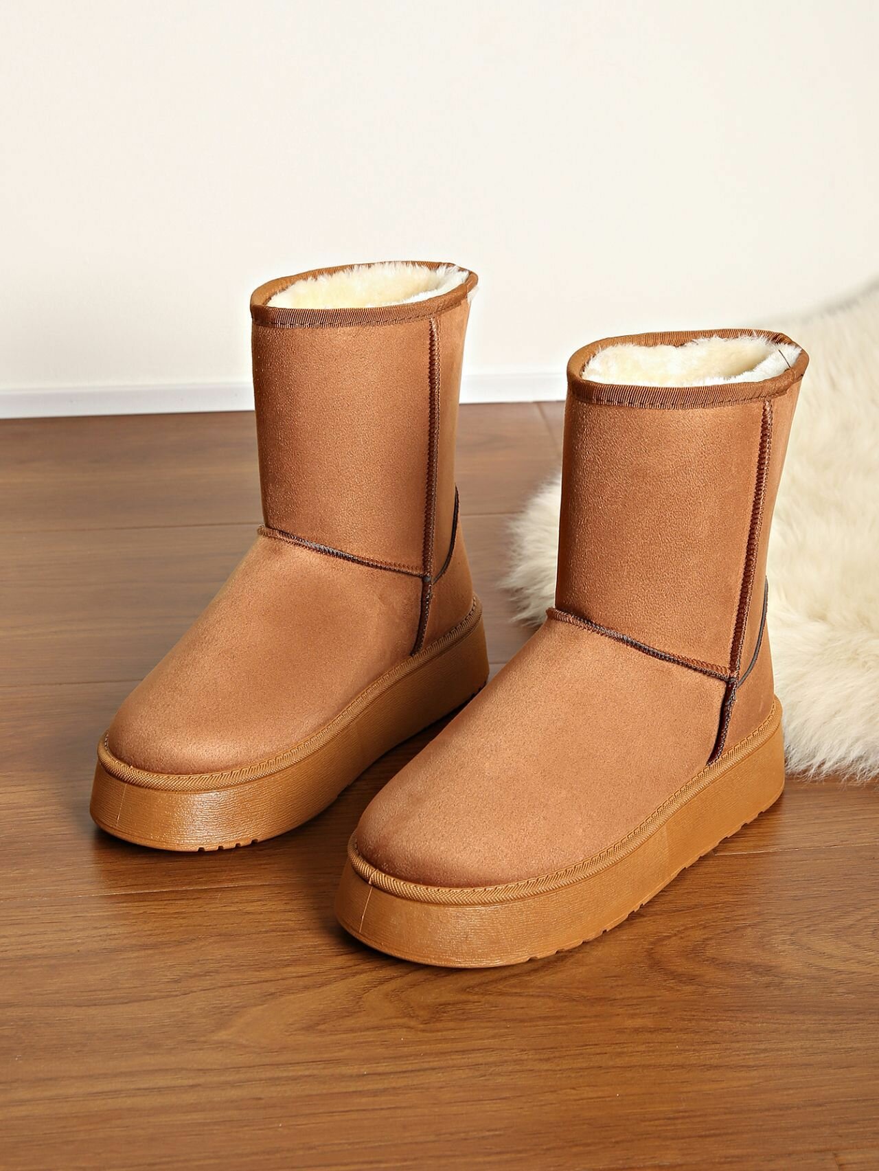 Зимние ботинки для женщин-студенток 2025 года, корейская мода, средняя длина, женские ботинки, северо-восточные теплые хлопковые ботинки с утолщенным бархатом