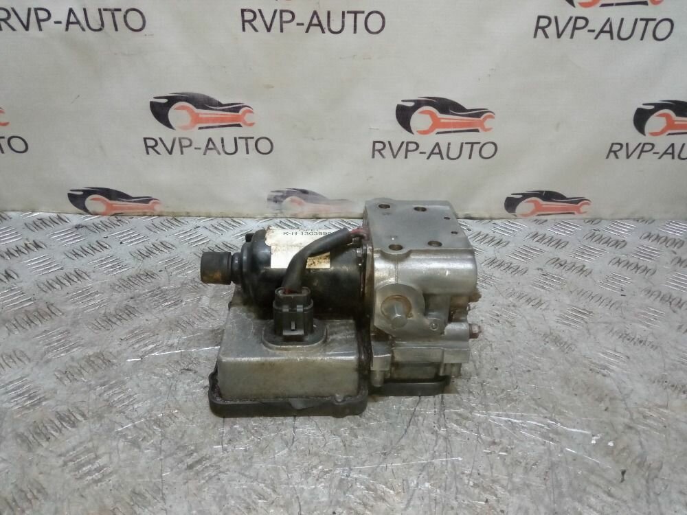 Блок ABS, насос Opel Vectra B (Вектра Б) 13039901