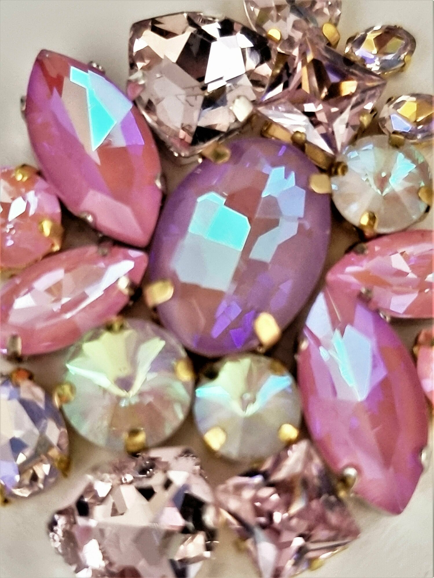 Стразы "Розовый опал". Набор 18шт.