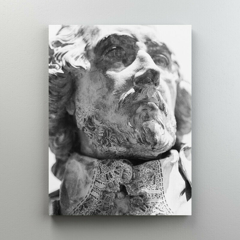 Интерьерная картина на холсте "Скульптура дворянина", размер 22x30 см