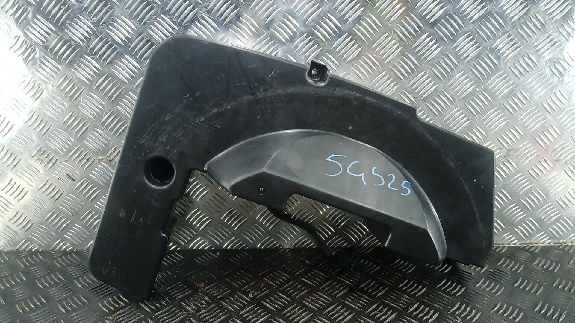 Сабвуфер AUDI A5 1, Номер 8T8035382