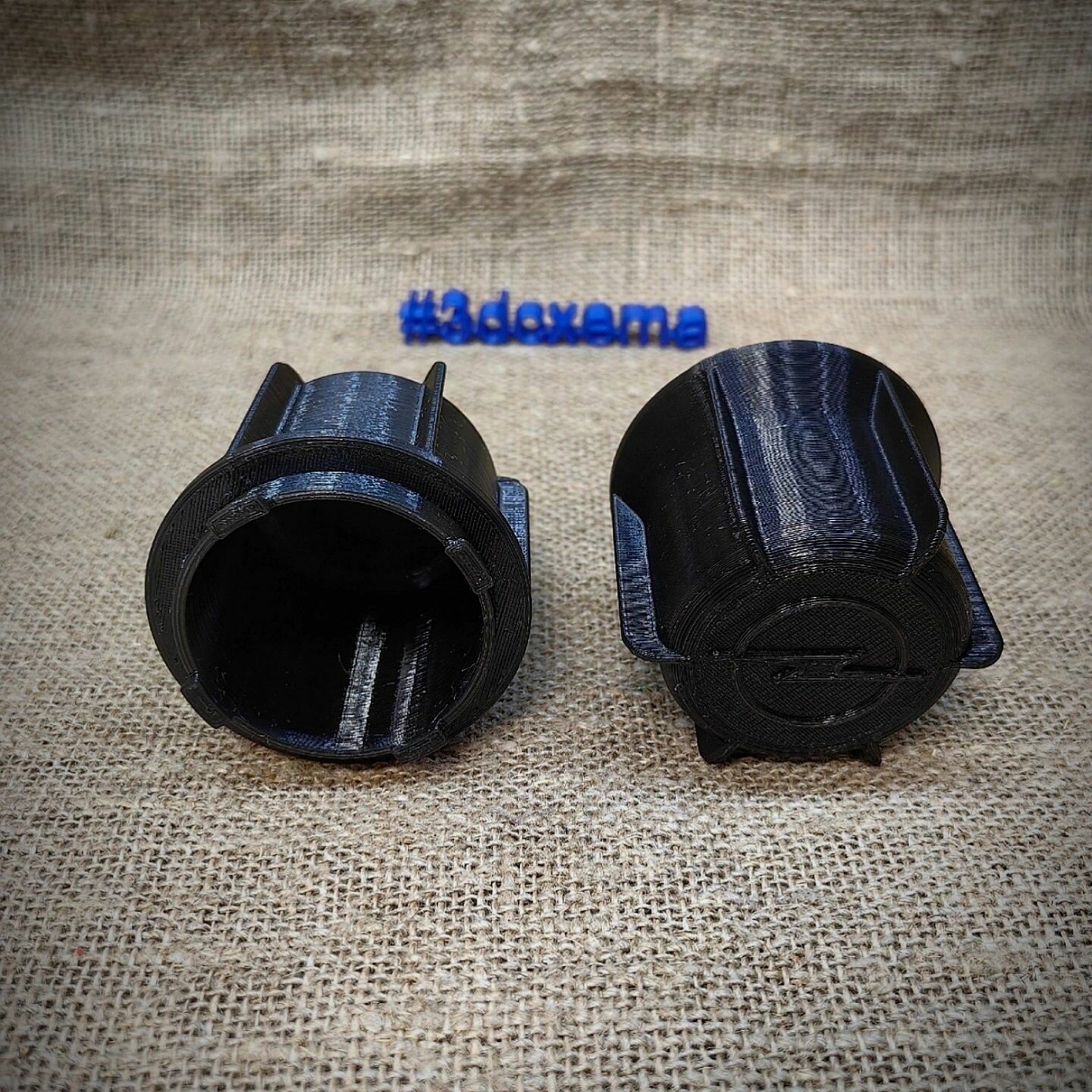 Крышка/заглушка противотуманной фары для Opel Astra (Corsa, H, J и т. д.) расширенные для LED ламп с радиатором и вентилятором - комплект 2шт