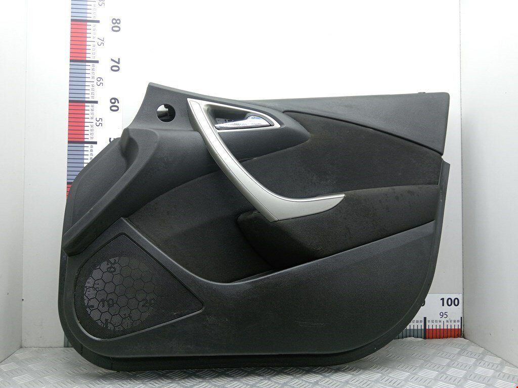 Обшивка (карта) двери передней правой Opel Astra J 13357482 арт. 2113572