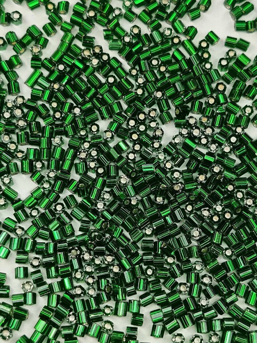 Чешский бисер, рубка -10/0 (1,9 мм) 57060 зеленый