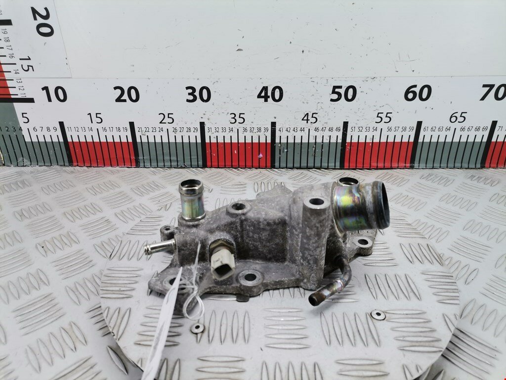 Корпус термостата Nissan Juke 13049ED02A арт. 1892510