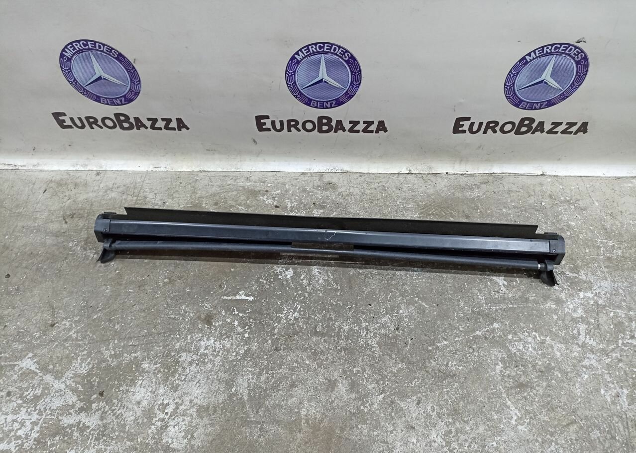 Шторка багажника Mercedes R170 A1706900165