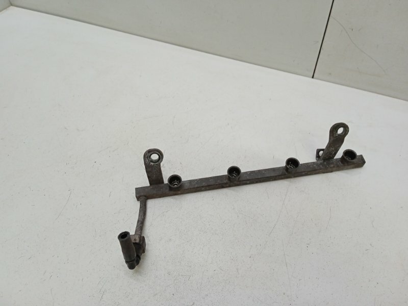 Б/У 1.0 Дэу Матиз, Chevrolet Aveo (T200) 2003-2008 Chevrolet Spark 2005-2010 Рейка топливная (рампа) Daewoo Matiz 2005 141...