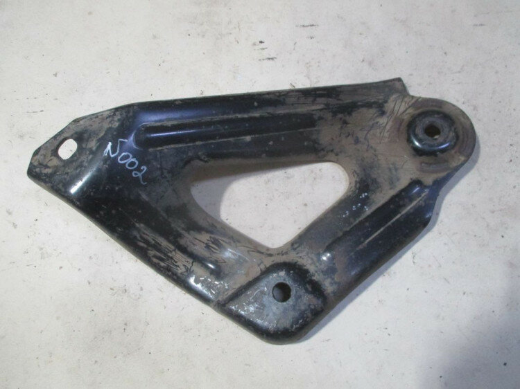 Кронштейн подрамника переднего правый 96626201 Шевроле Каптива Опель Антара - N-002