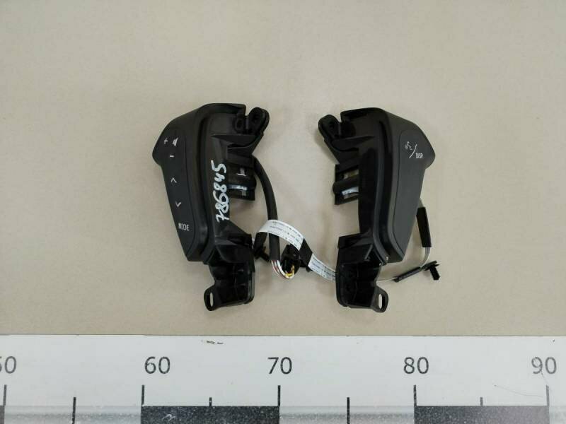 Блок кнопок Toyota Avensis T250 2003-2009 кат.номер: 8425020020