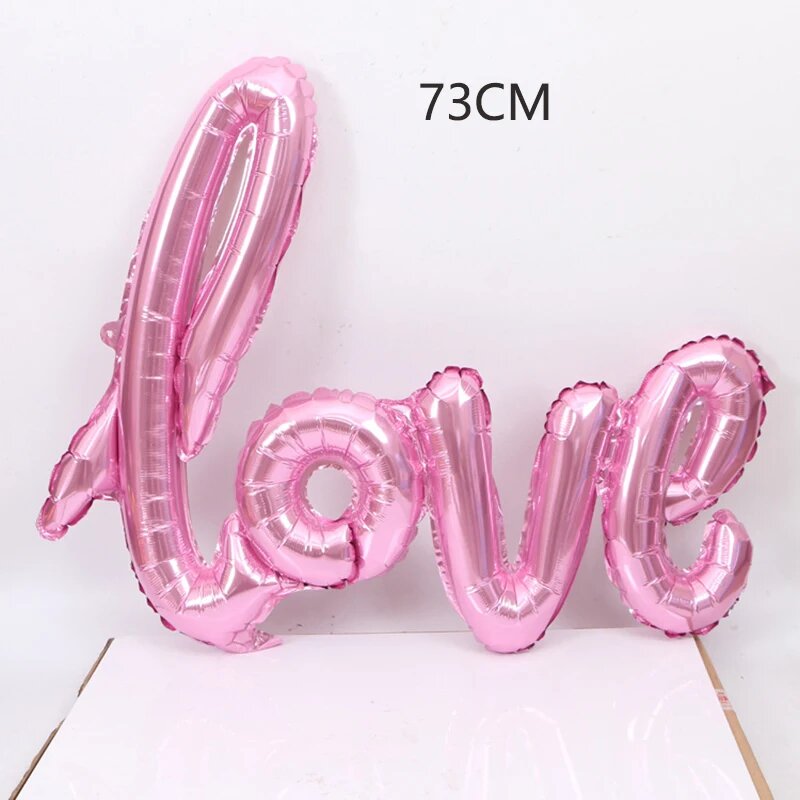 Розовый воздушный шар "Love" 73см
