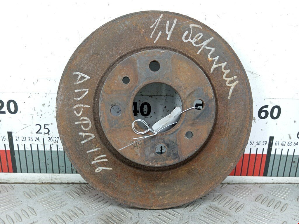 Диск тормозной передний Alfa Romeo 146 (930B) арт. 2204362