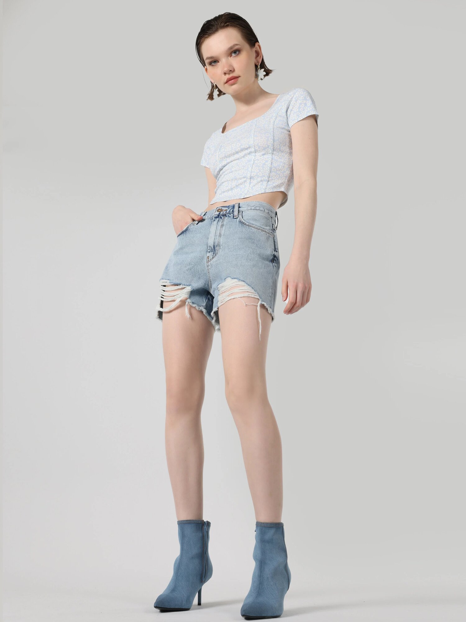 Шорты Mom Short