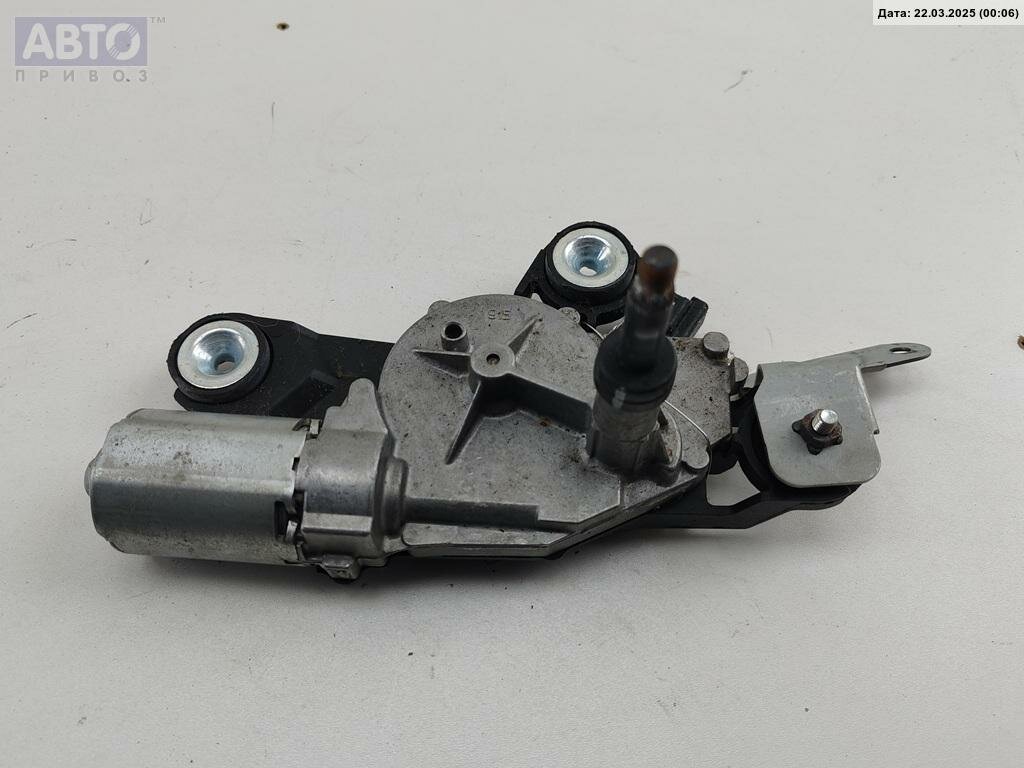 Двигатель стеклоочистителя заднего (моторчик дворников) Mazda 3 (2003-2008) BK