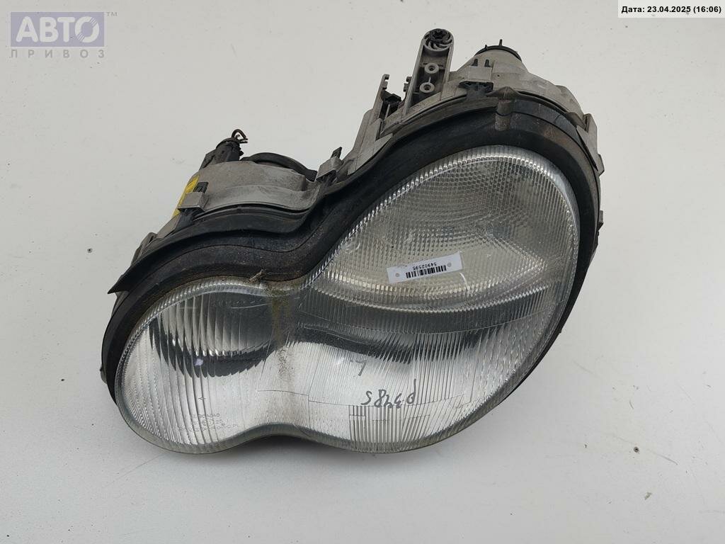 Фара левая Mercedes C-Class W203 (2000-2006)