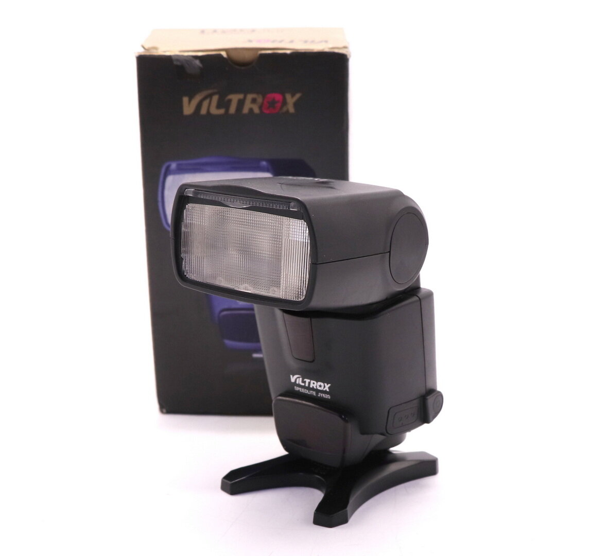 Фотовспышка Viltrox speedlite JY-620 в упаковке