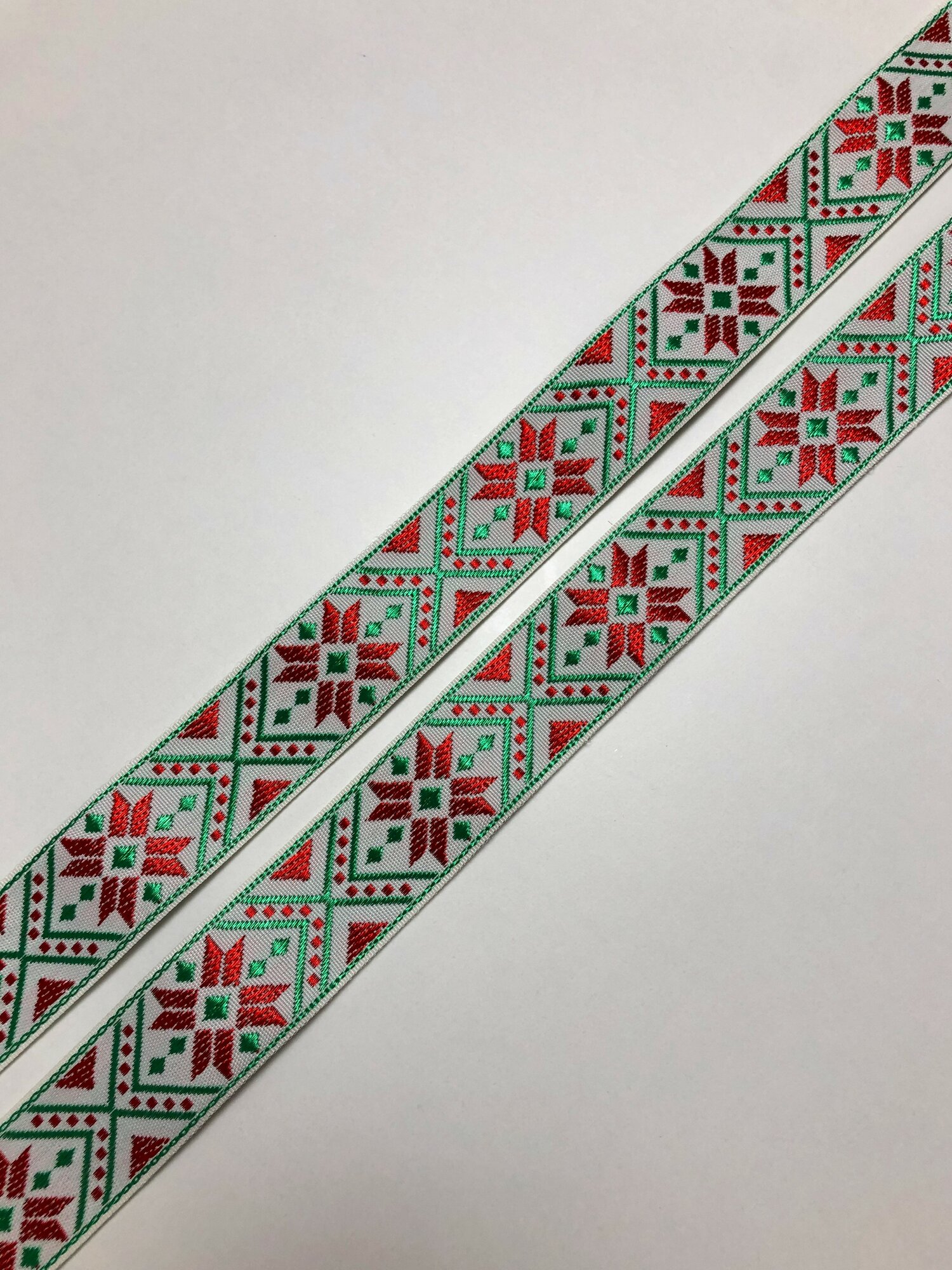 Лента 32мм для шитья, -л4, всего 3 метра, цвет красный, зеленый, №6