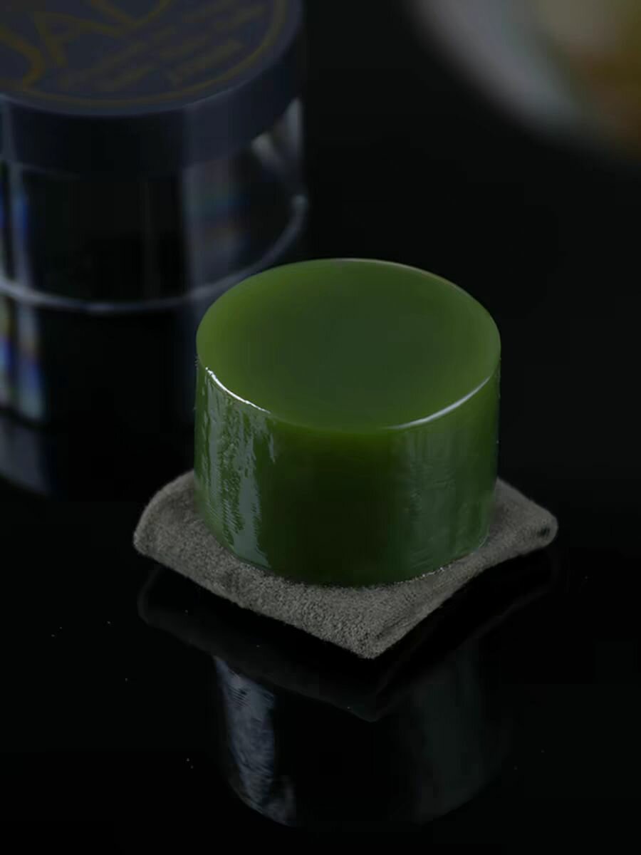 Канифоль для скрипки, альта, виолончели JADE J100M (свежая)