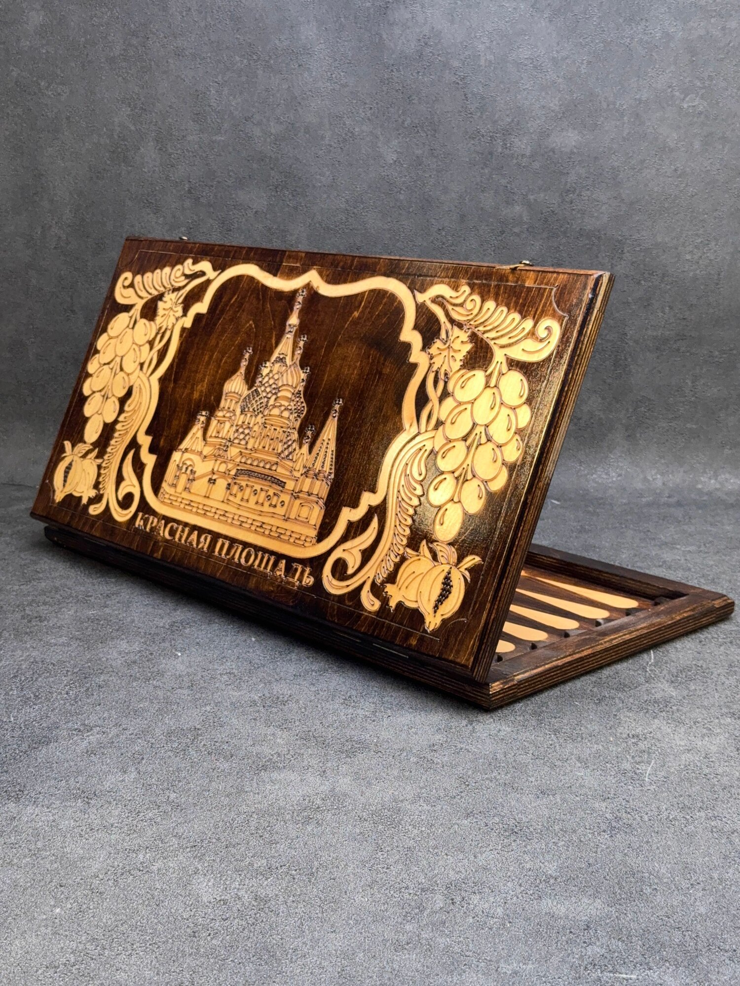 Нарды Деревянные Лакированные "Красная Площадь" большие 60см