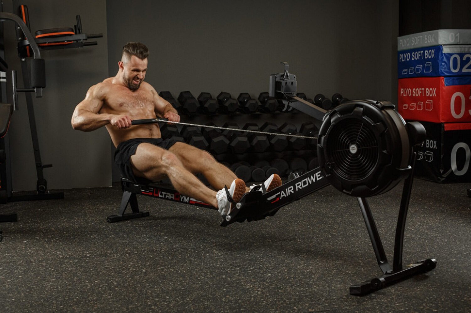 Тренажер ULTRA GYM "AIR CROSS" 002, гребной, профессиональный, черный