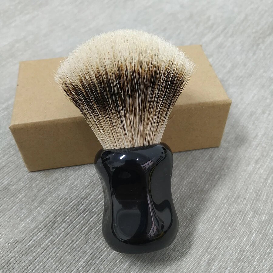 Кисть для бритья Dscosmetic Soft Silvertip из натурального ворса FAN