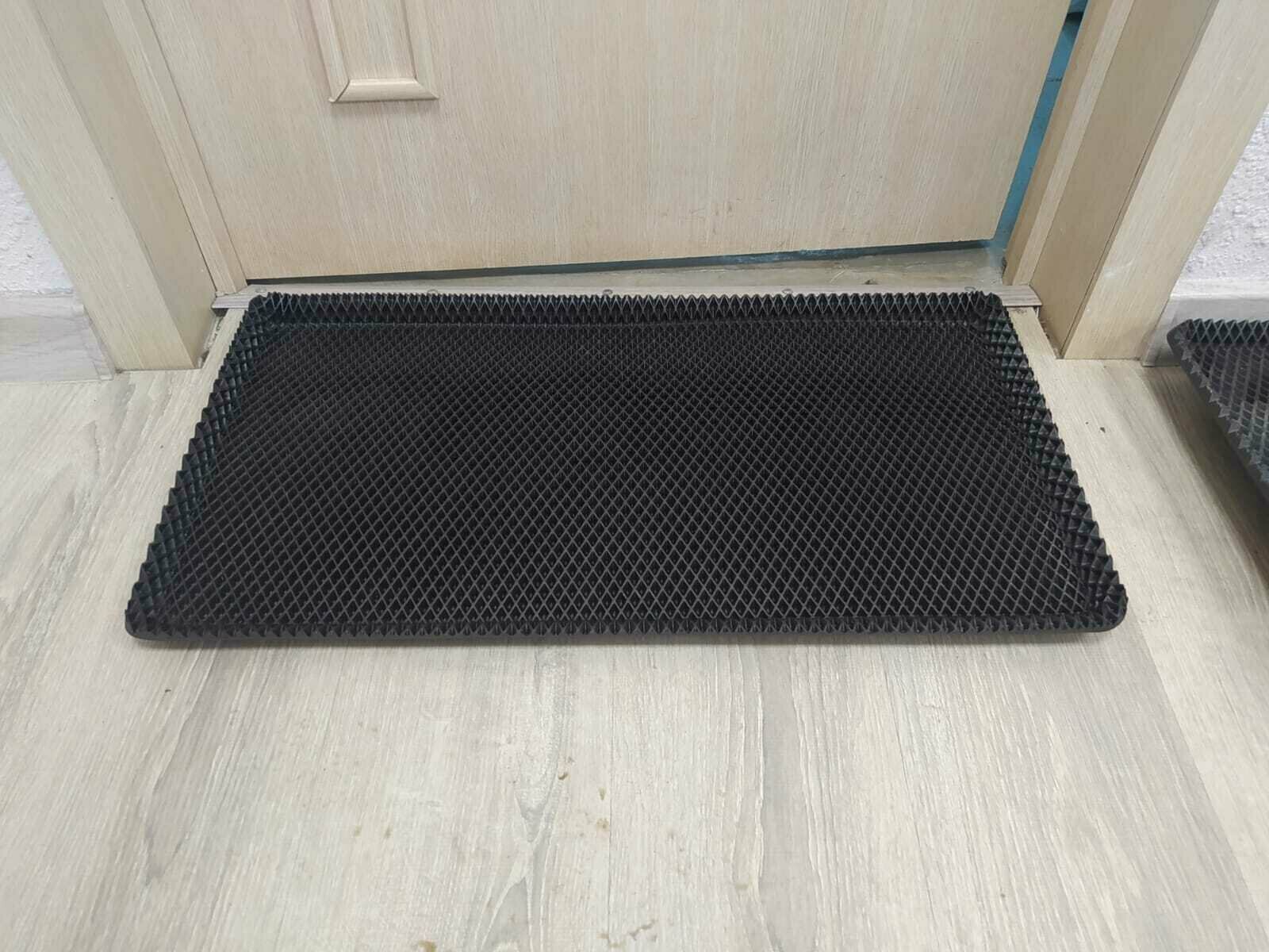 Коврик придверный прессованный ЕВА 73 x 38 см, черные ромбы