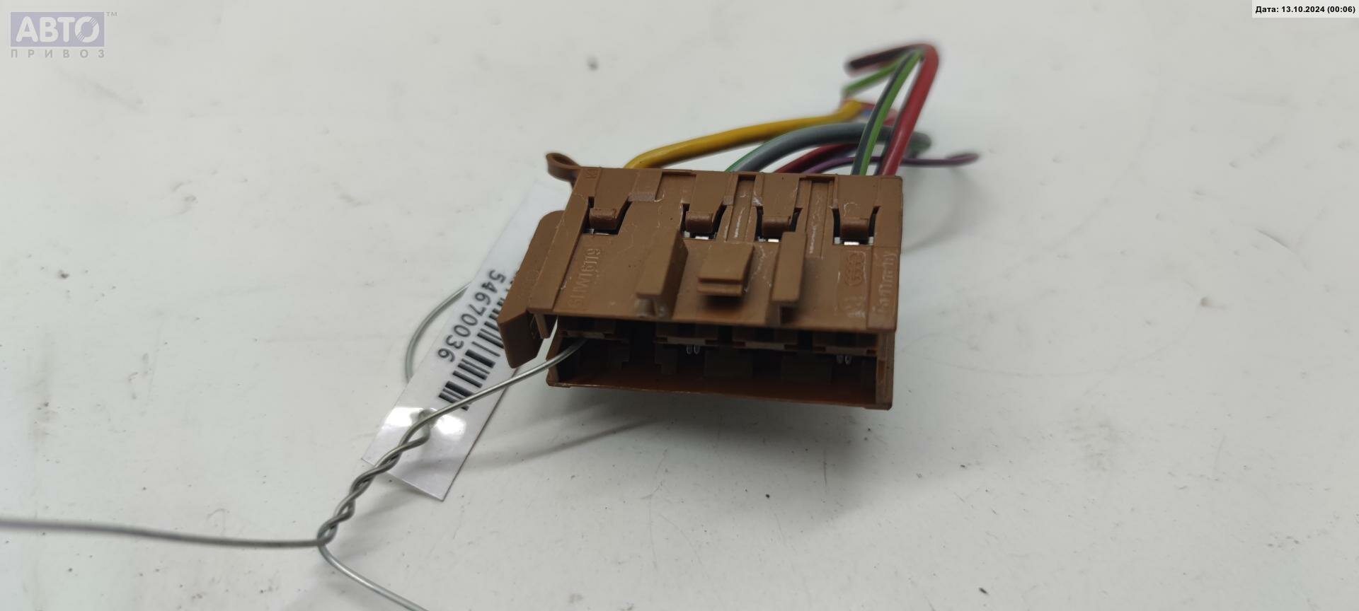 Разъем (фишка) проводки Audi 80 B4 (1991-1996)