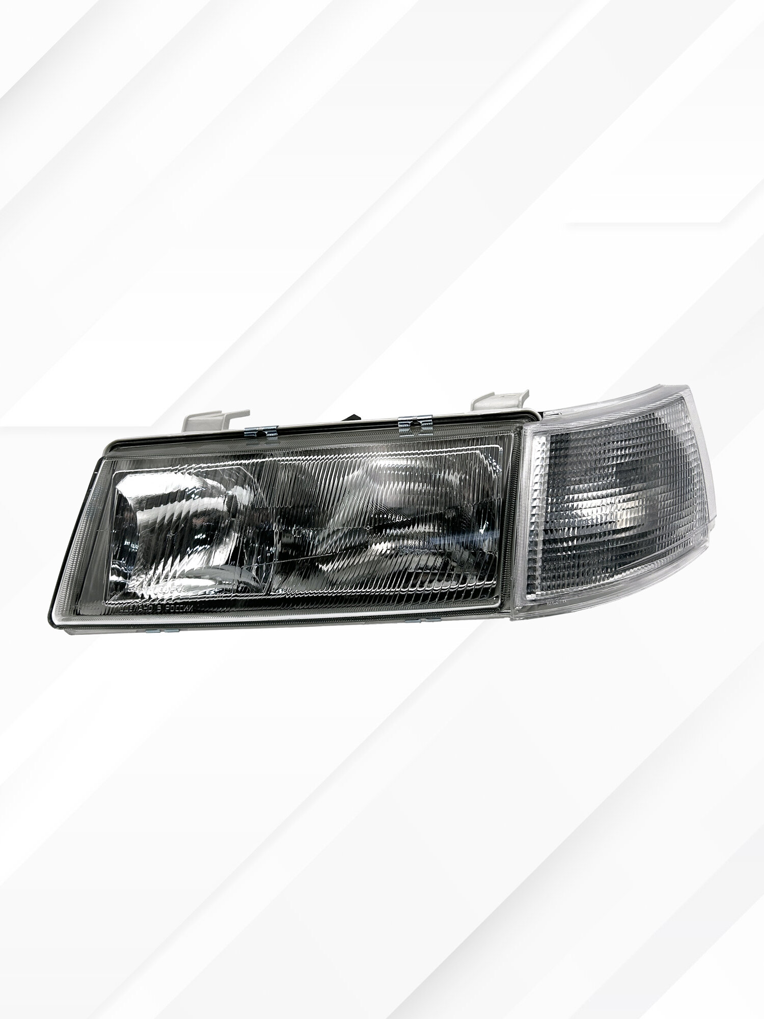 Фара левая для а/м ВАЗ-2110, без лампочки - Формула Света арт. 101.3711